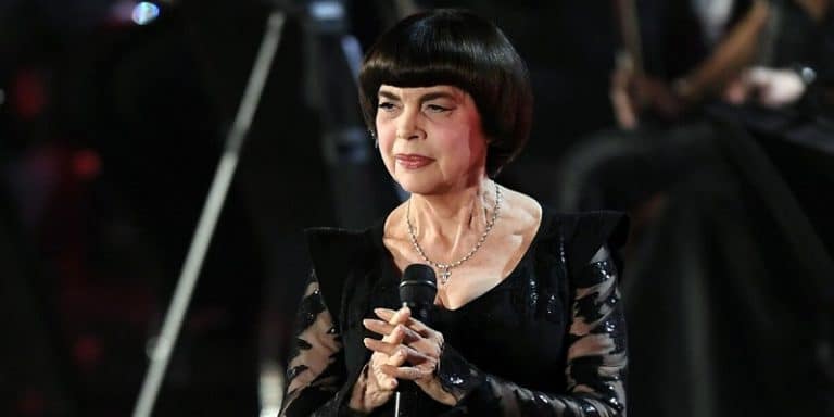 Qui a été le compagnon de Mireille Mathieu ? - Net Addict